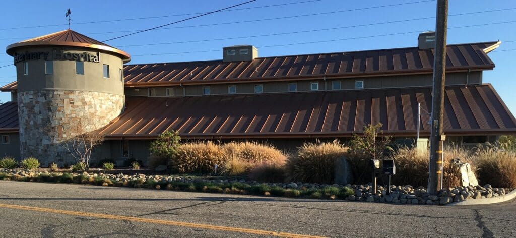 Sustainable Landscaping at Beckwith Veterinary Hospital, Modesto, CA ...